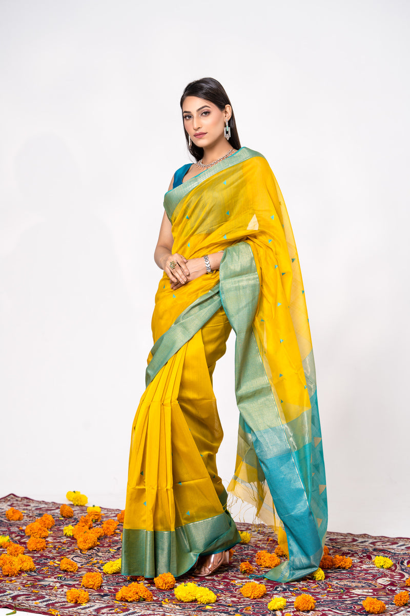 Triangular Motif Dual Color Saree - Buy Online India – Varanane Sarees