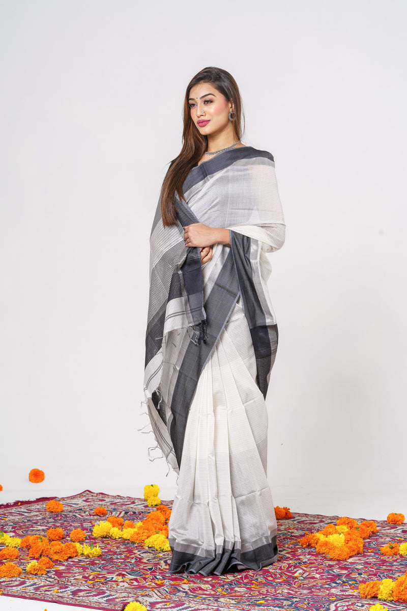 Classic Beauty Maheshwari Saree - Buy Online India – Varanane Sarees